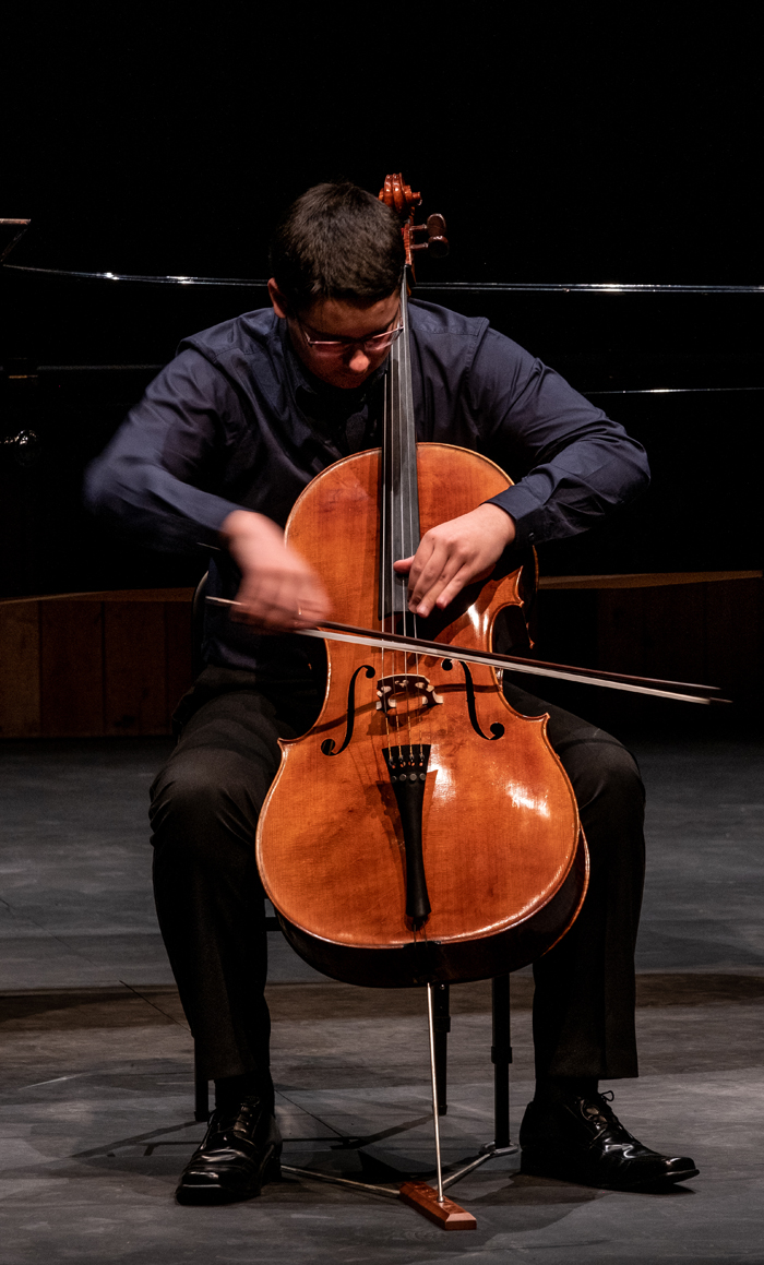 Oliver Simpson - Cellist